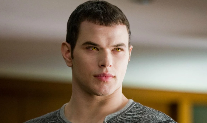 "Twilight" actor Kellan Lutz becomes a father for the second time ...