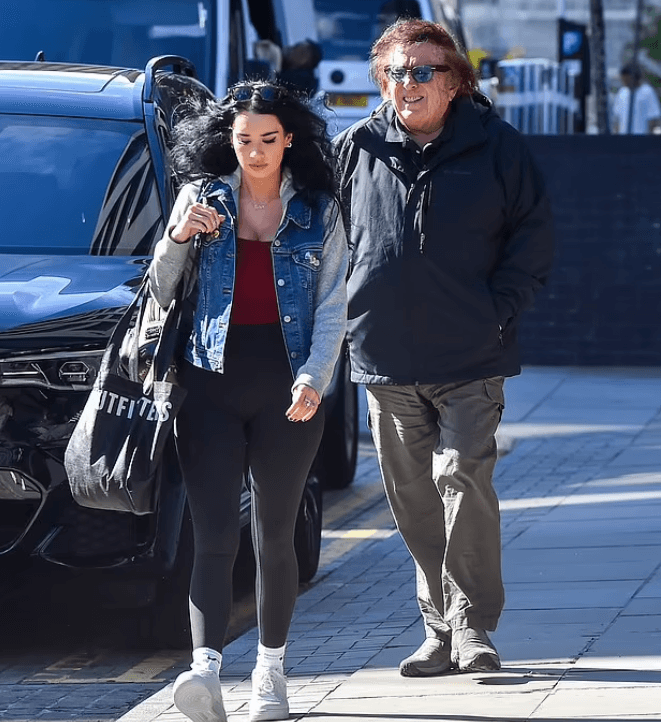 Singer Don McLean enjoys the relationship with girlfriend 48 years ...