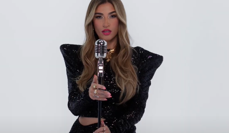 Yllka Kuqi publikon këngën e re "Ani" - Telegrafi - Telegrafi