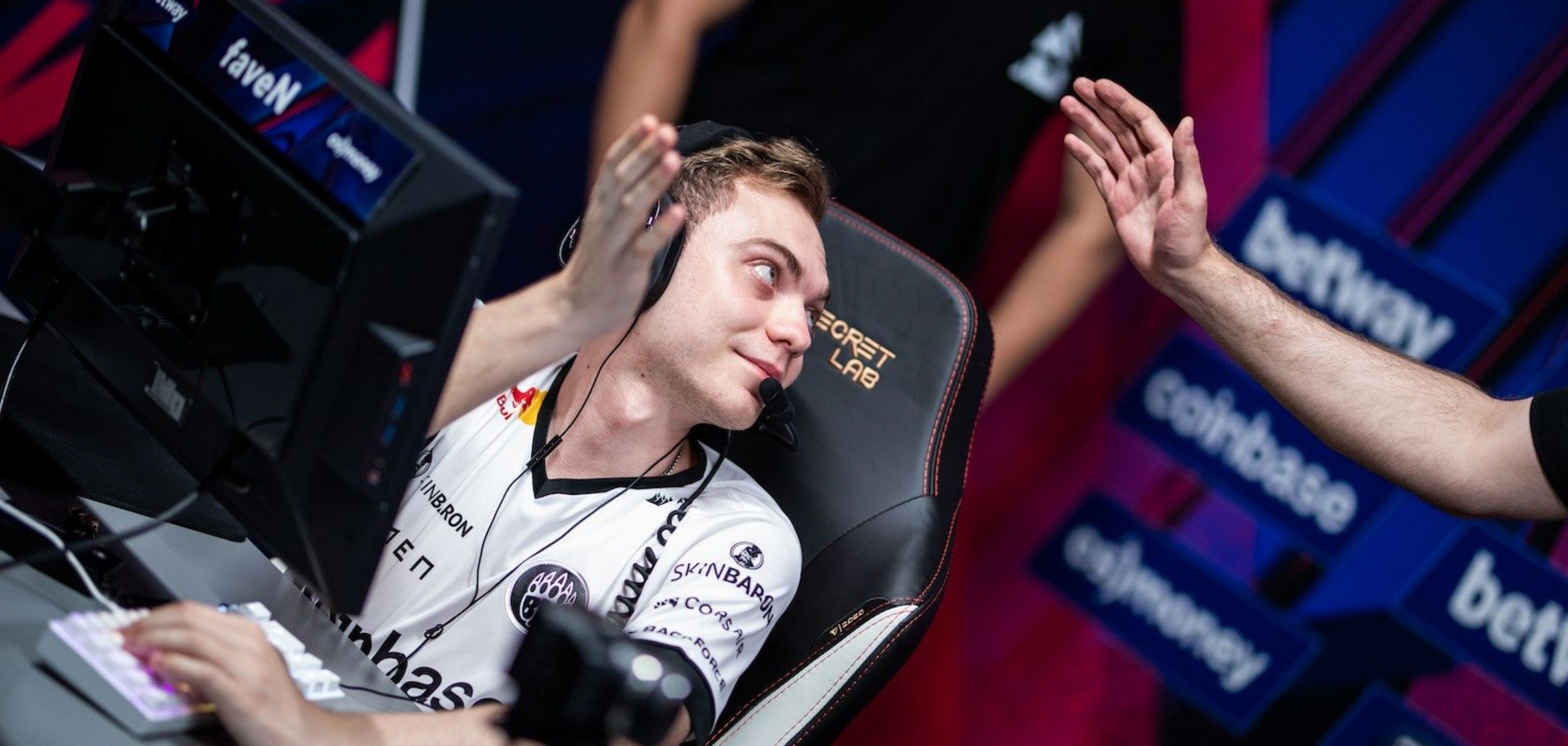 German player faveN will miss the qualifying tournament for the CS:GO ...
