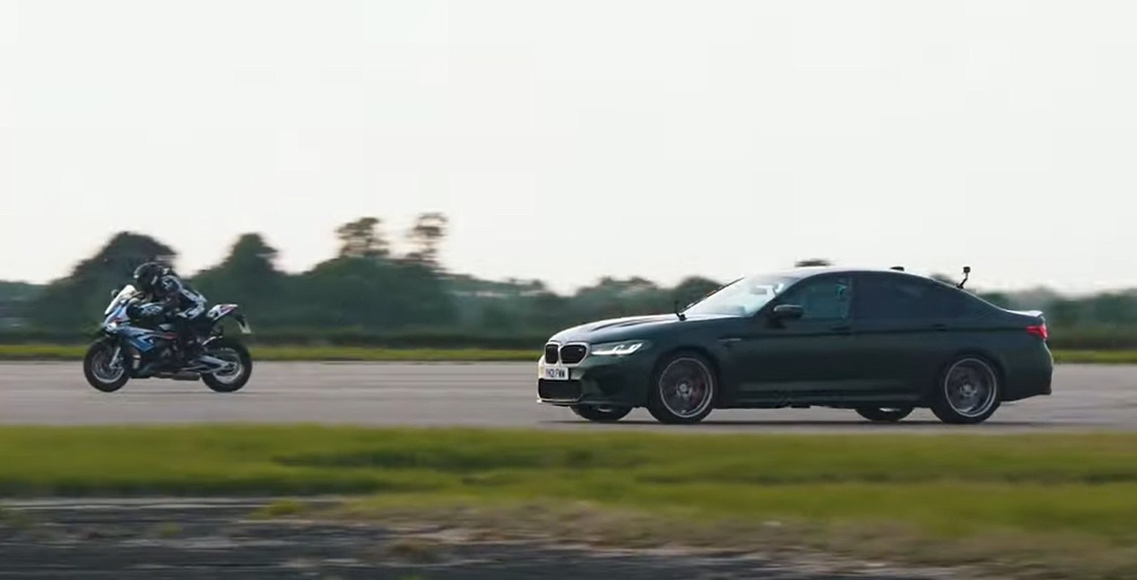 BMW M5 CS faces the M 1000 RR in the "drag race" Bimmer vs. Beamer ...