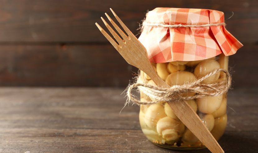 Recetë për kërpudha të marinuara: Një turshi paksa më ndryshe të cilën ...