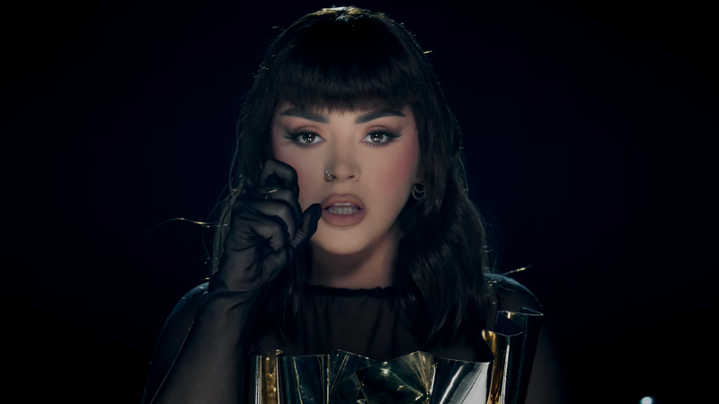 "Attention", Fifi launches the clip of the sensitive song - Telegrafi ...