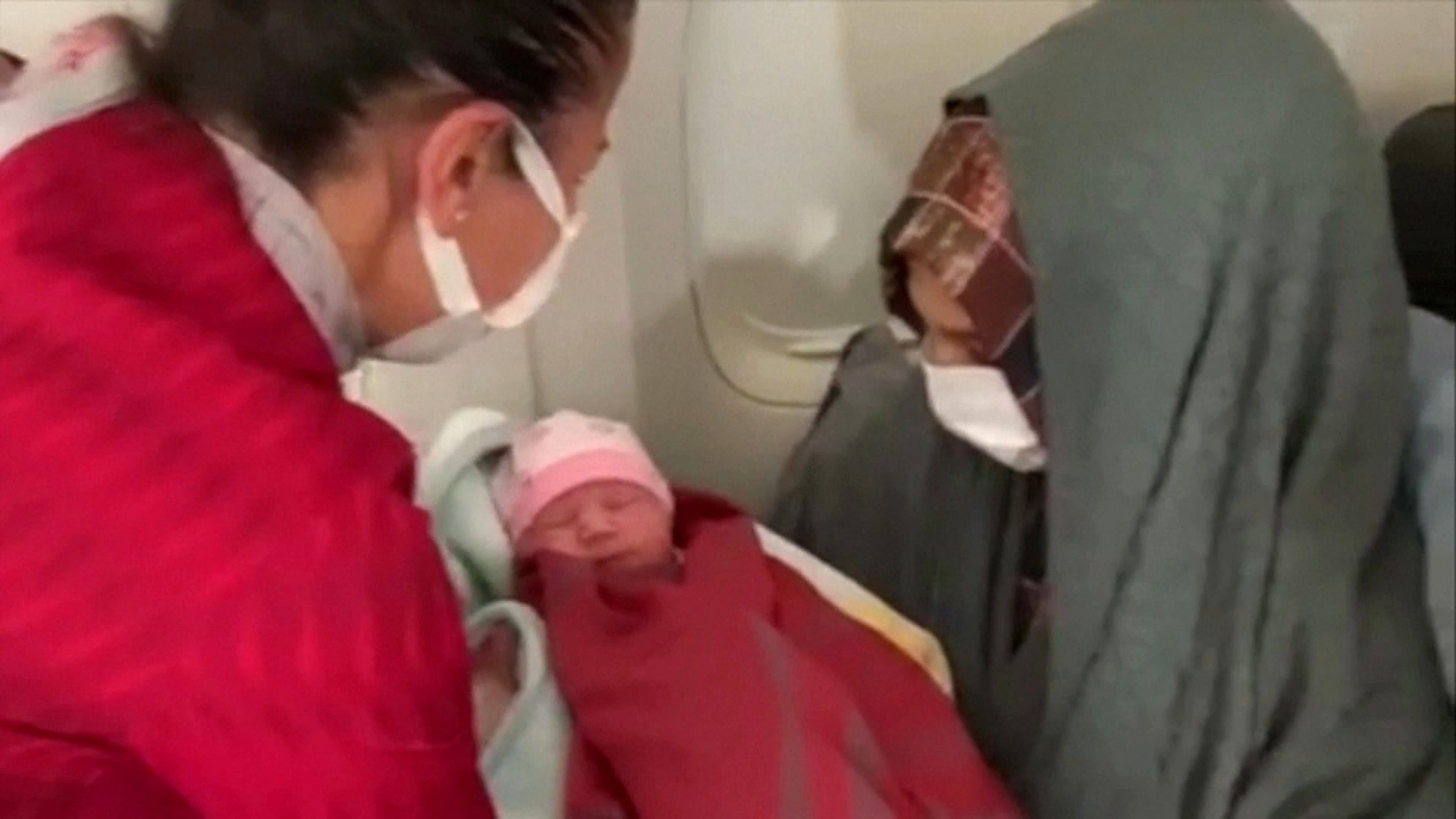 The Passenger Did Not Know She Was Pregnant She Gives Birth On The