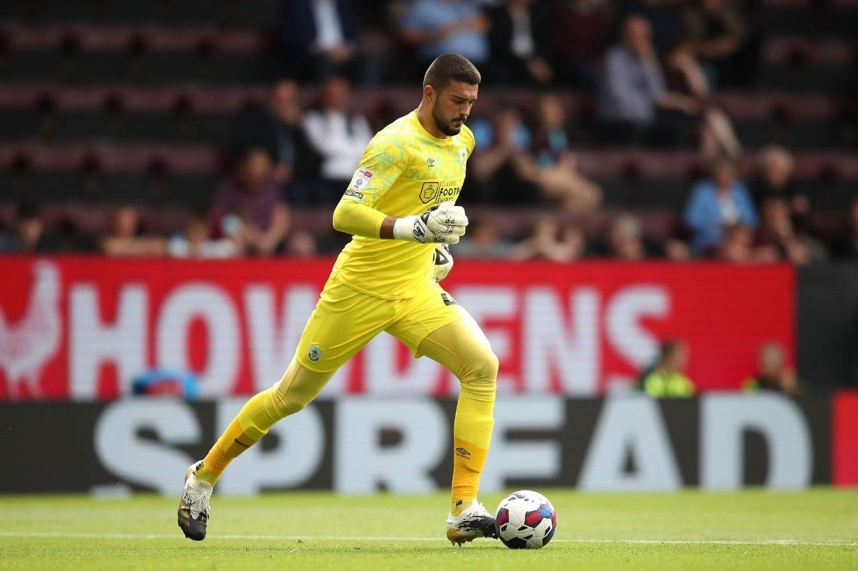 Aro Muric's excellent performance with Burnley, the exceptional Kosovo ...