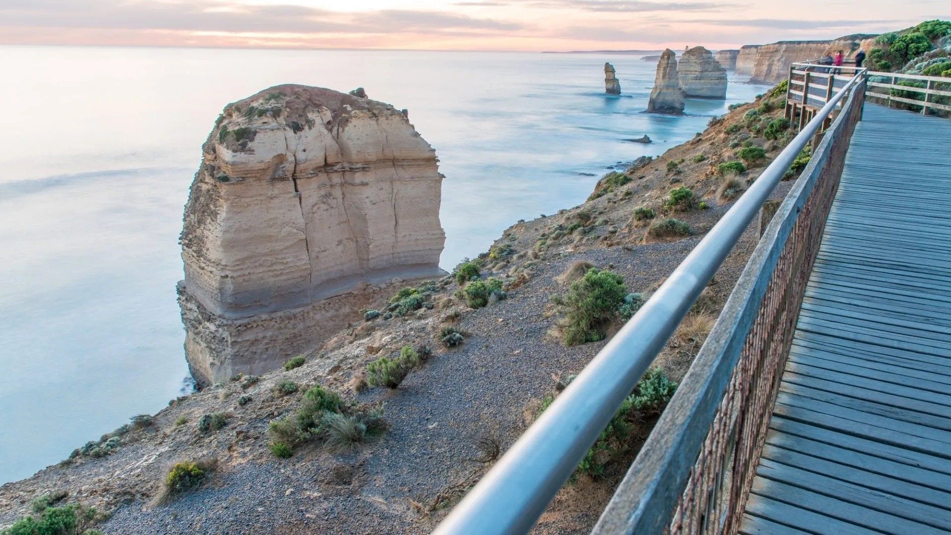 Natural wonder: Rocks of the 12 Apostles - Australia's tourist ...