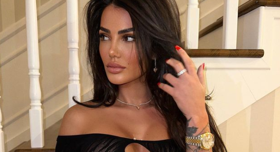 Morena Taraku is coming back soon with a new song - Telegrafi - Telegrafi