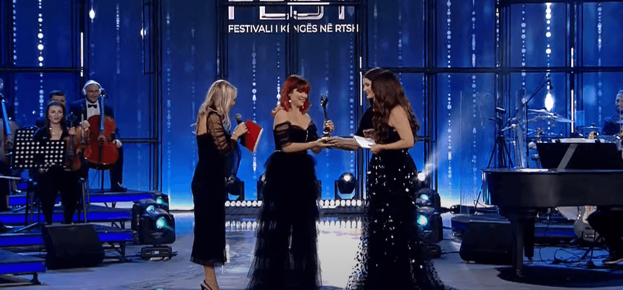 Erma Mici receives the "Best Debut Artist" award at the RTS Festival ...
