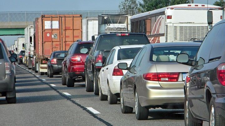 Sa karburant harxhon një motor makine kur nuk lëviz nga vendi ...