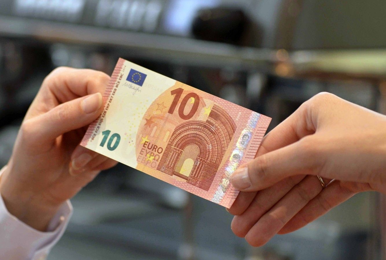 He cut off the fingers of a young man because of a debt of 10 euros ...