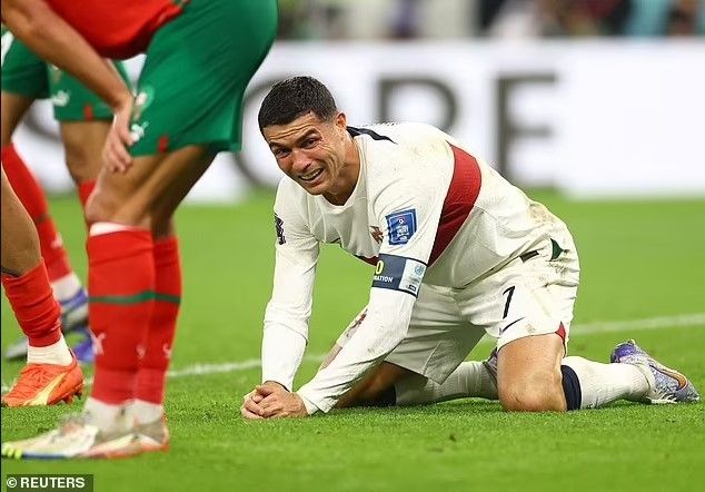 Ronaldo with an emotional letter, after his last journey in the World ...