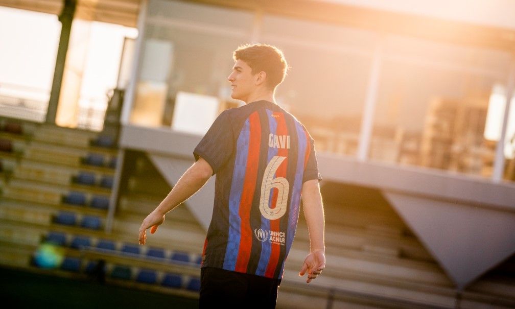 Official: Gavi is already a player of the first team of Barcelona, will ...