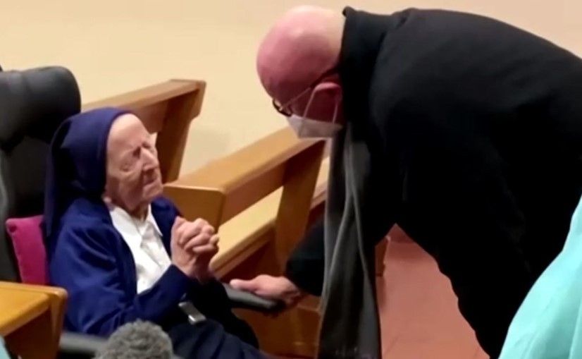 Murgesha franceze njëherësh personi më i vjetër në botë vdiq në moshën ...