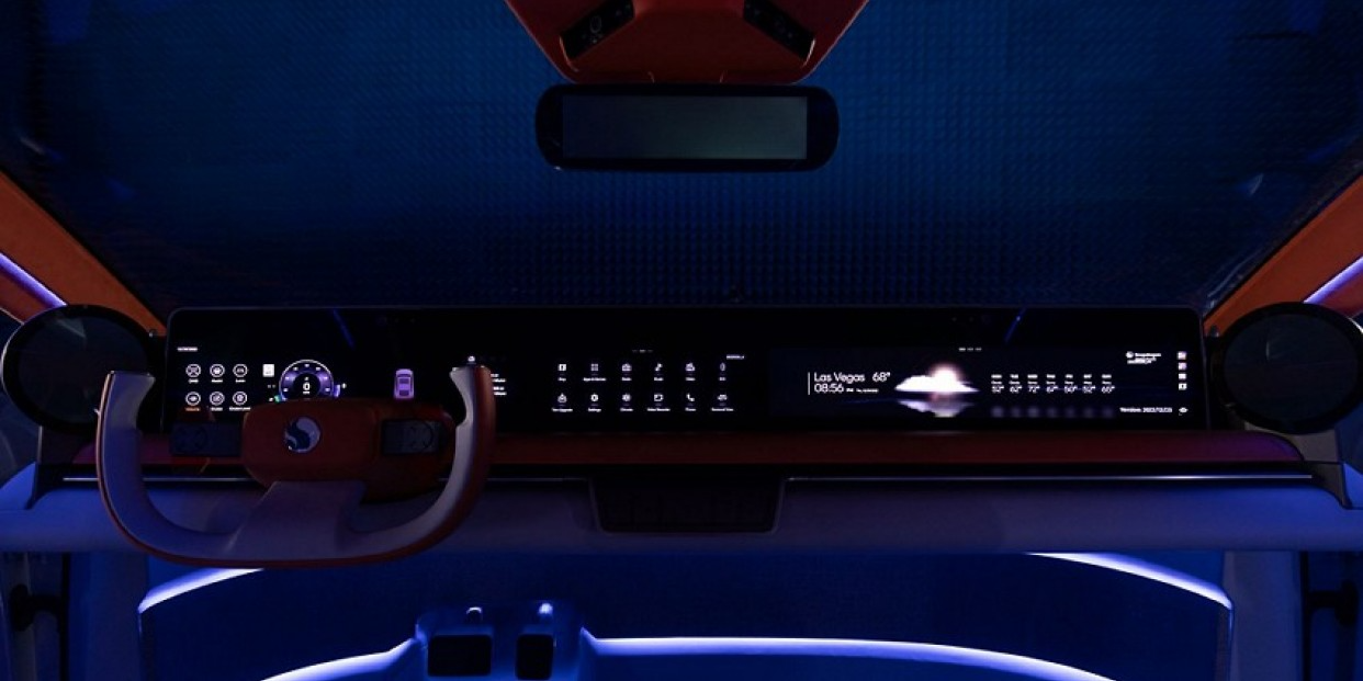 Qualcomm's new Snapdragon Ride Flex SoC wants to be the "brain" of your ...