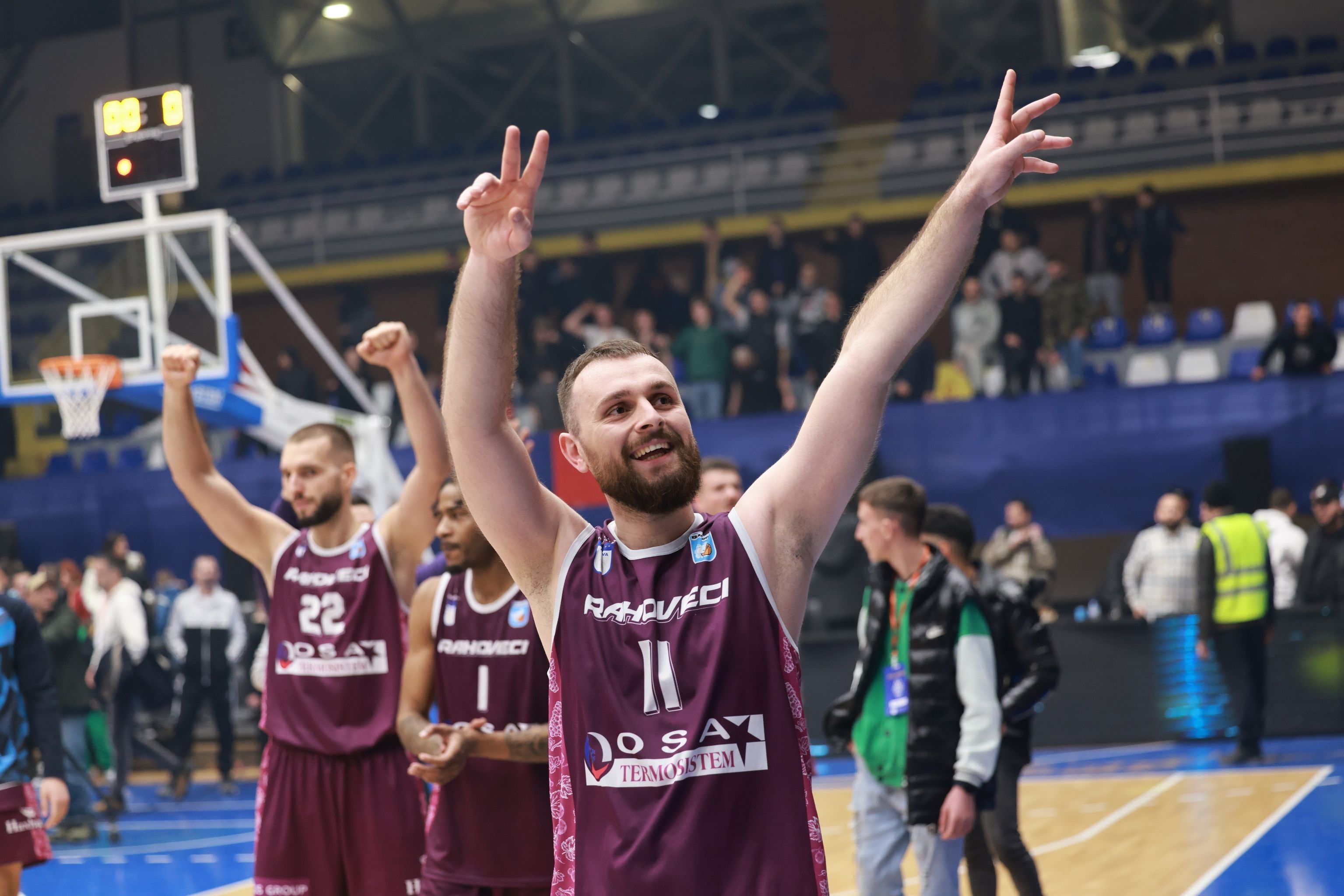 Rahoveci mposht Pejën dhe kalon në gjysmëfinale - Telegrafi - Telegrafi