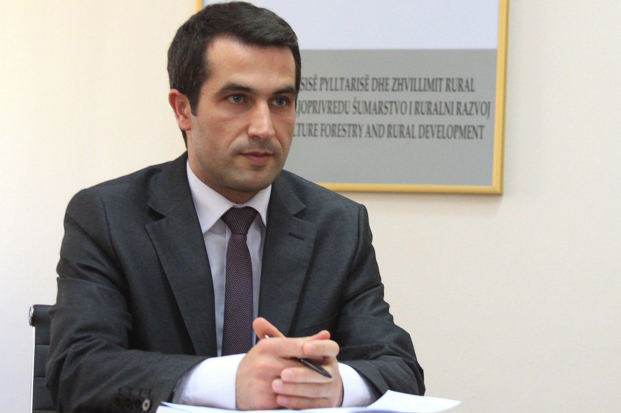 The Special Court raids the apartment of Thaçi's former adviser, Adil ...