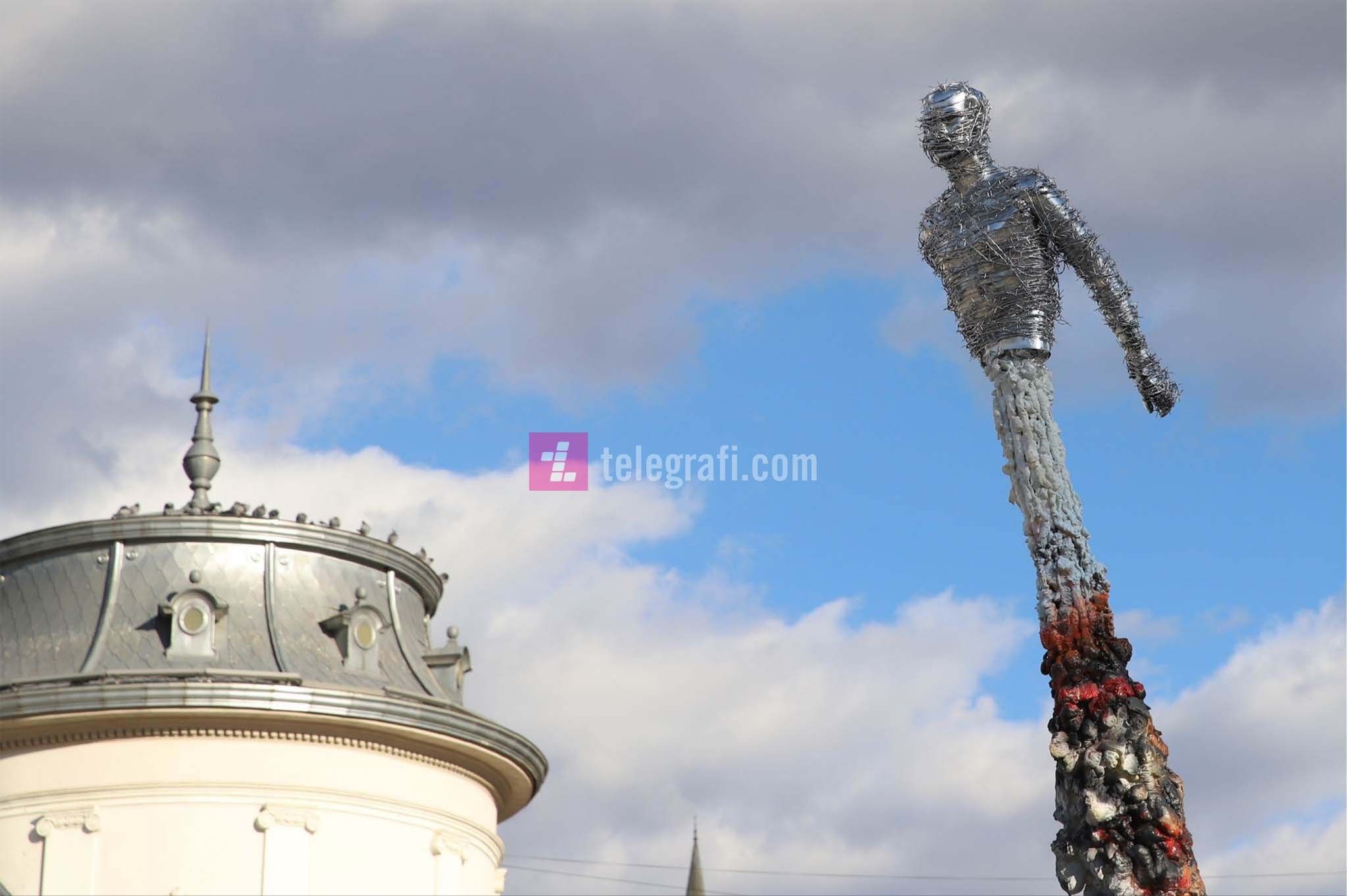“Mos ik”, artisti Eroll Murati përmes mesazhit multimedial bën thirrje ...