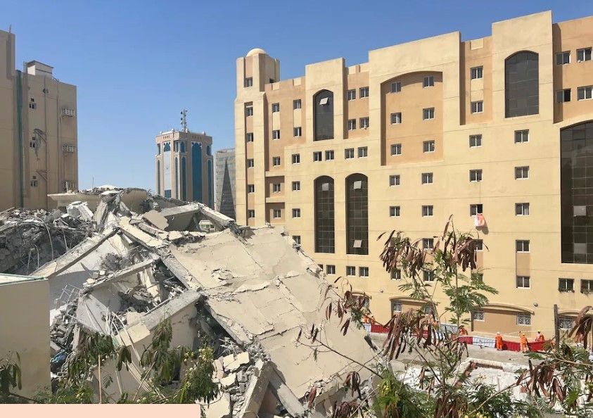 A building collapses in Doha, one person is killed - rescue teams are ...