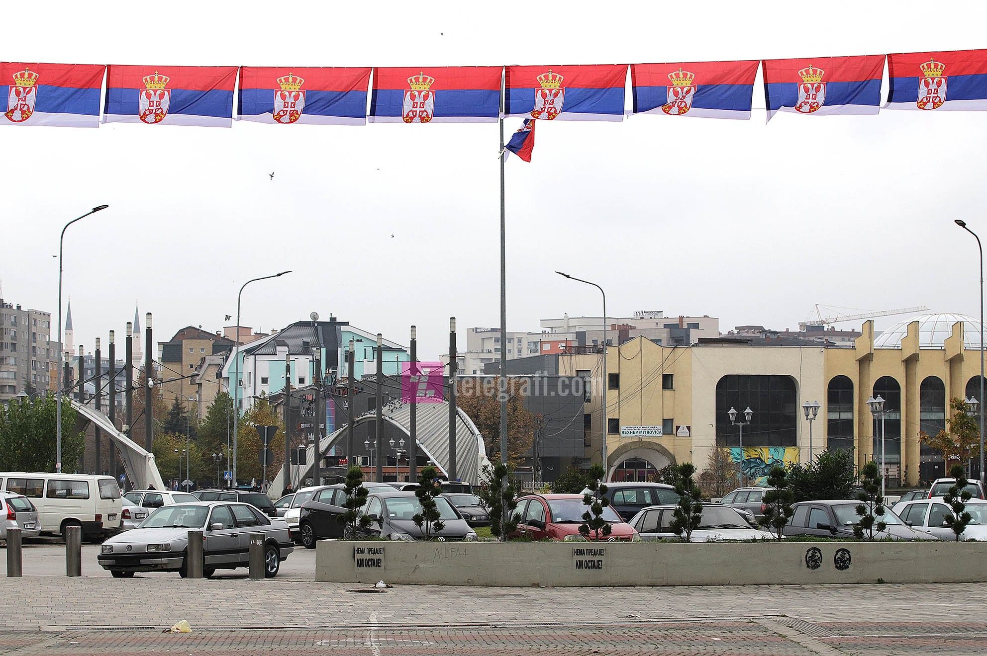 Digjen edhe tri automjete të tjera në veri të cilat ishin regjistruar ...