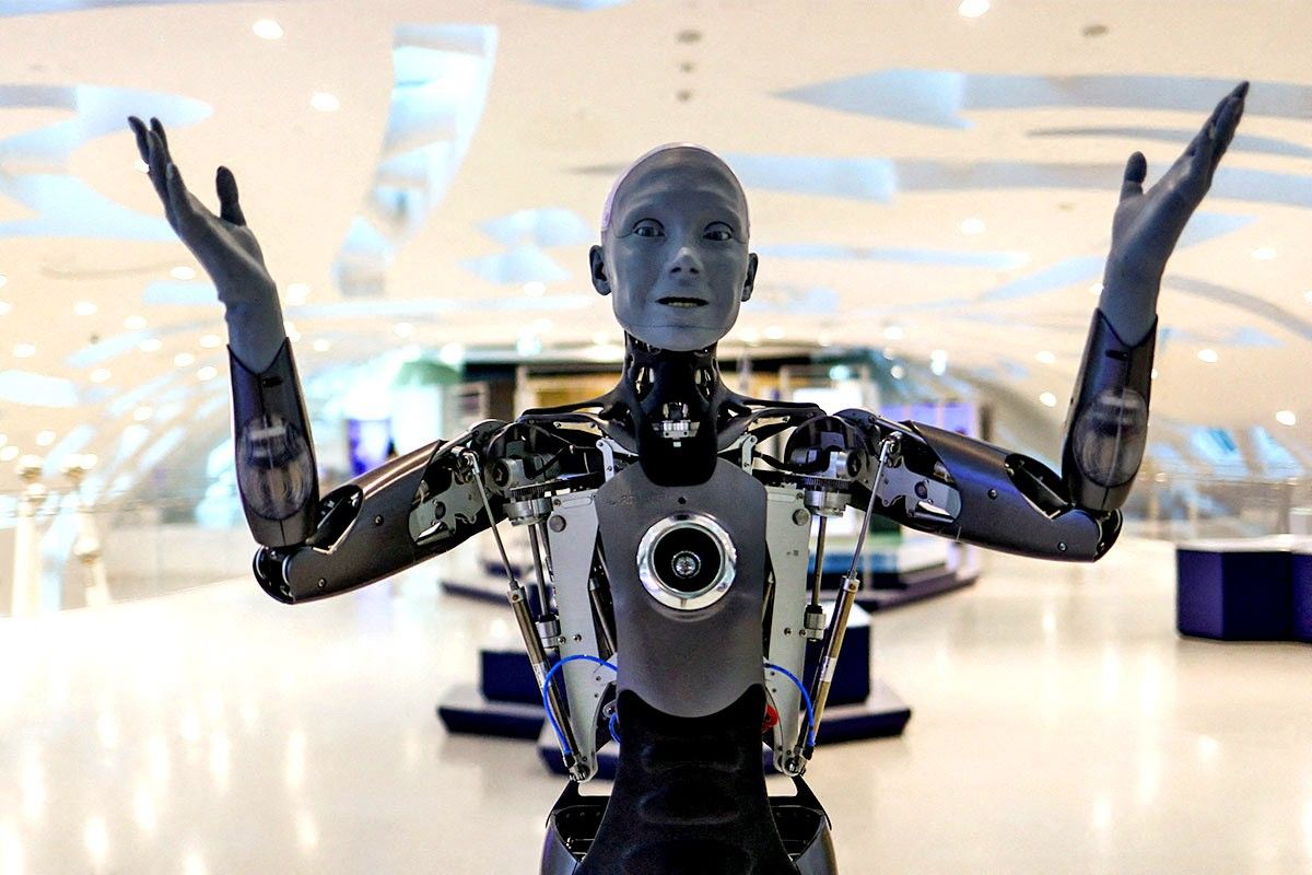Ameca, roboti humanoid më i avancuar në botë mund të flasë disa gjuhë ...