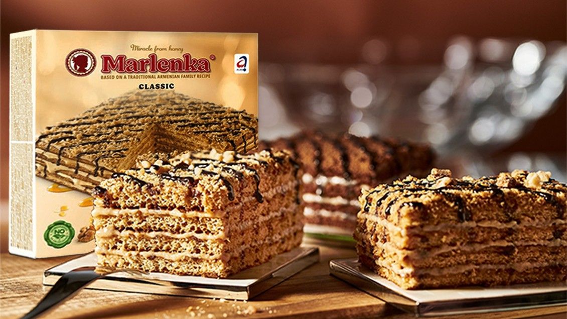 Homemade cake with nuts and honey - Marlenka, the sweetness of the Eid ...