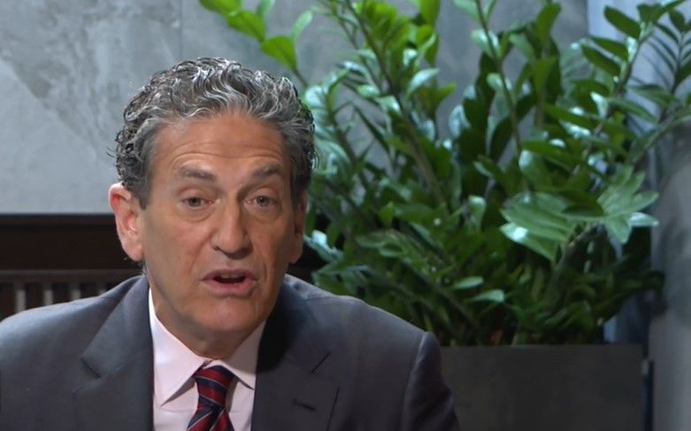 James Rubin flet për kohën e luftës, dialogun Kosovë-Serbi dhe ...