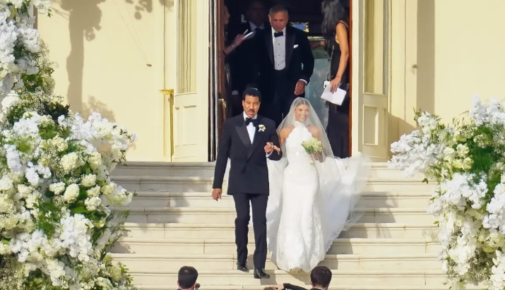 Model Sofia Richie marries Elliot Grainge in star-studded ceremony in ...