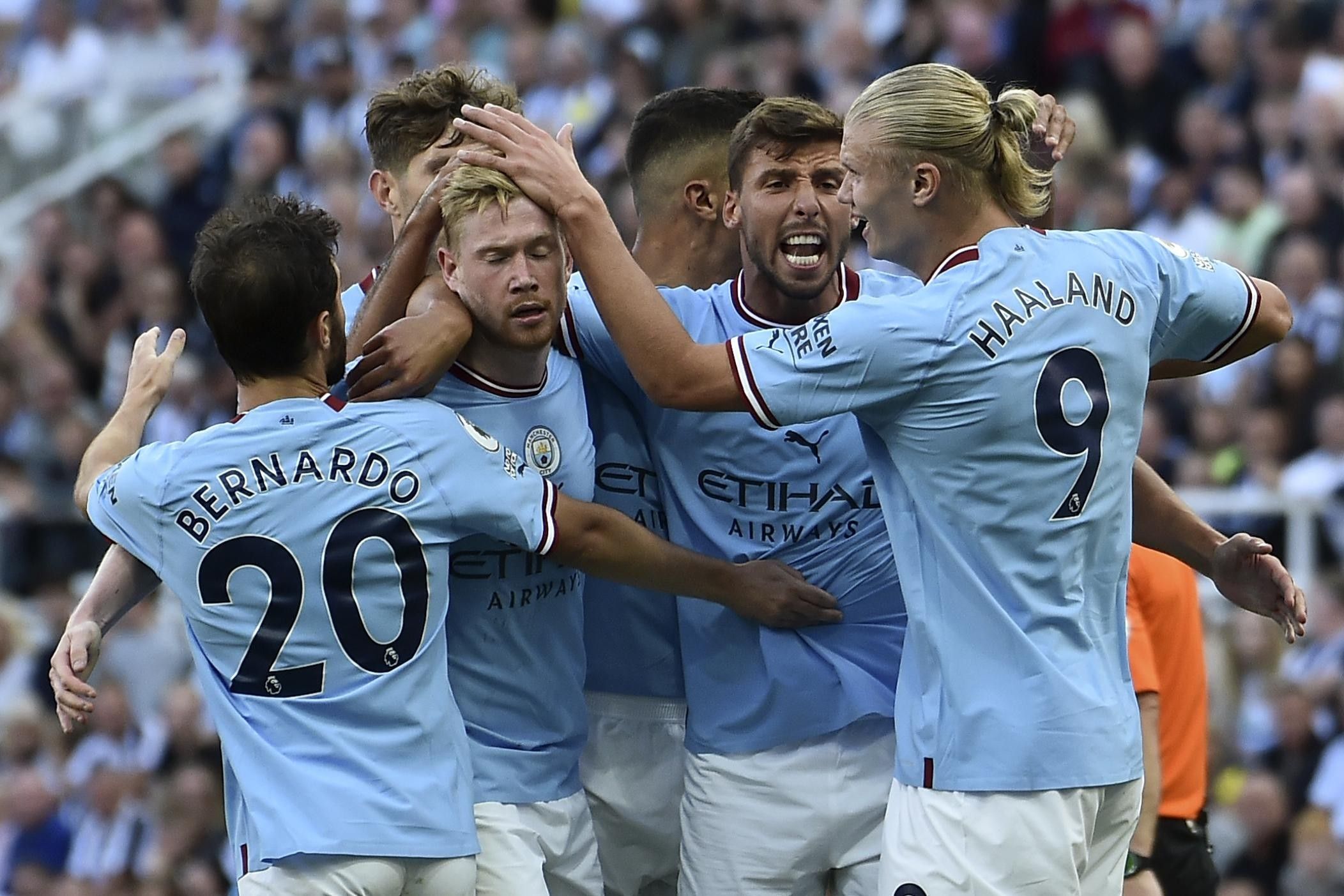 Bernardo Silva reveals the names of Man City's two 'beasts' - Telegraph ...