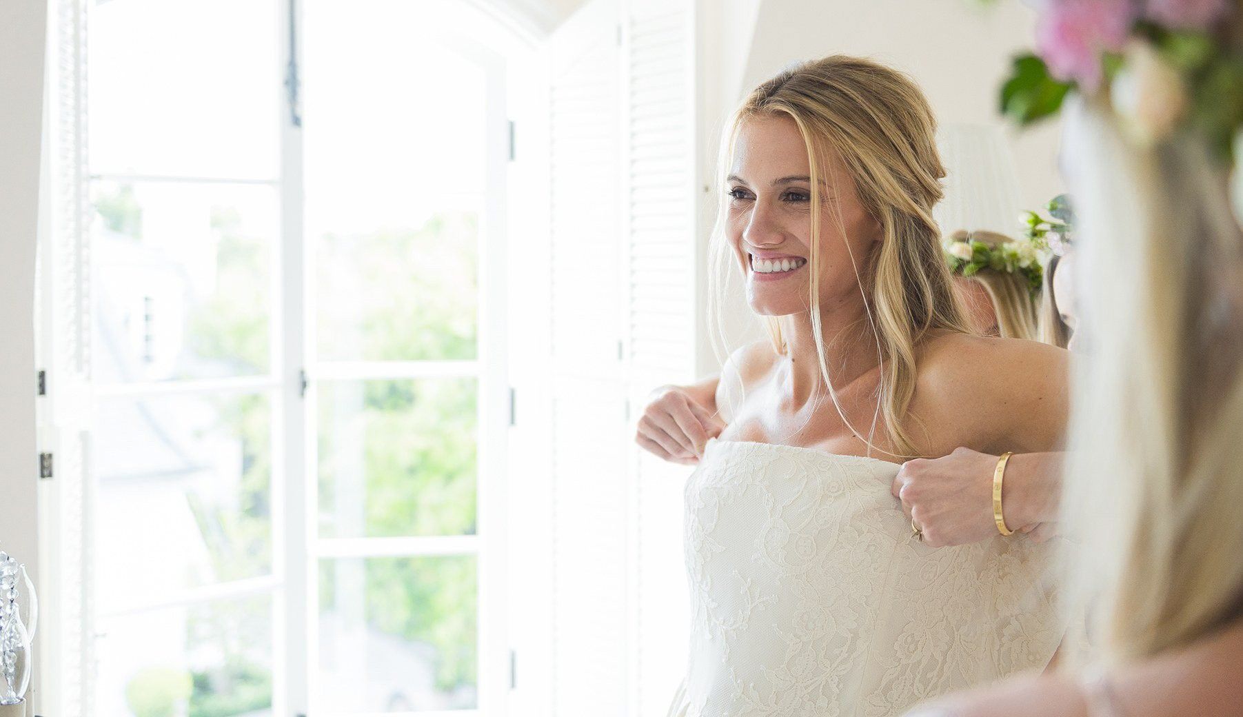 Pregnant bride? Read this guide to the best possible wedding ...