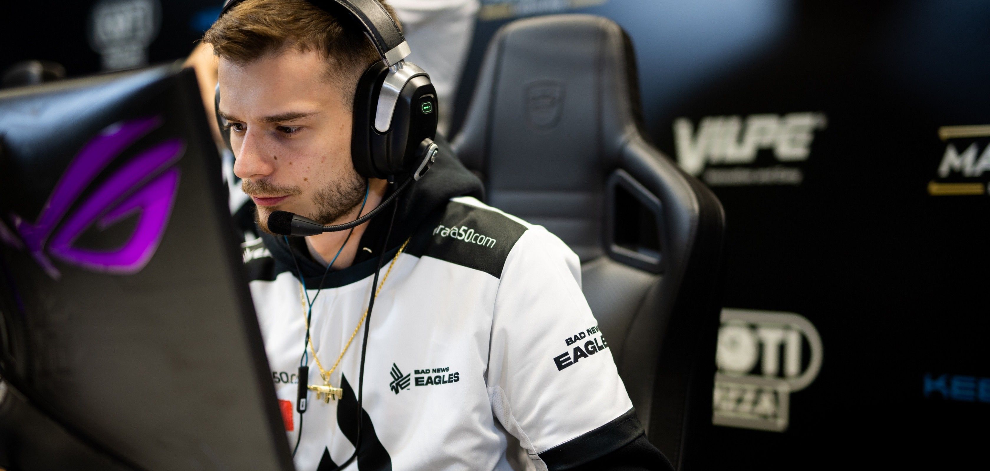 Lojtari shqiptar rigoN hyn në pesëshen e më të mirëve sa i përket ...