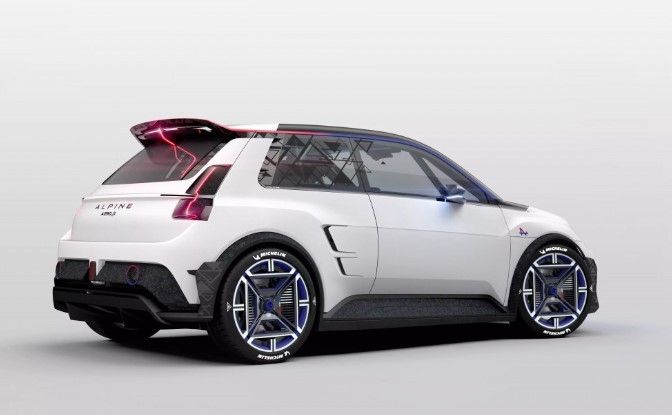 Alpine presents the A290 Beta model, the sports 'hatchback' based on ...