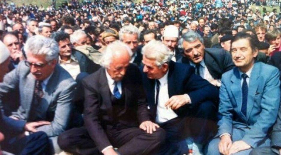 Kujtohet përvjetori i 33-të i Pajtimit të Gjaqeve - Telegrafi - Telegrafi