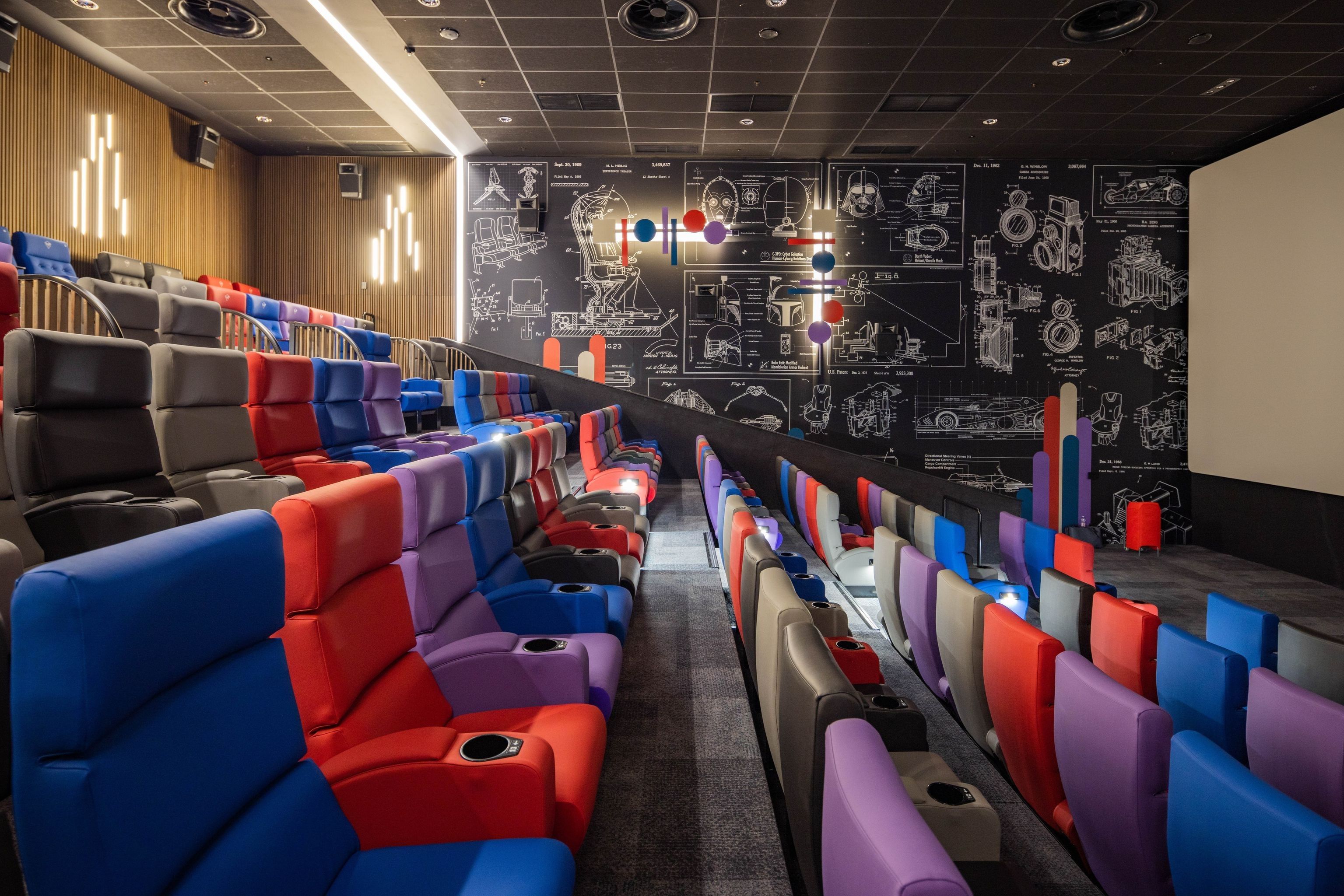 The opening of Cinestar Megaplex in Prishtina Mall! Today at 15:XNUMX ...