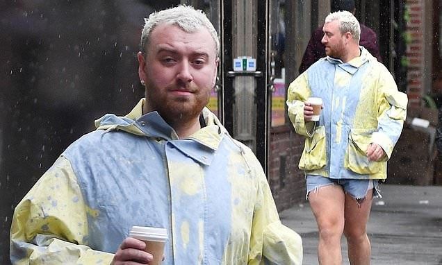 Sam Smith gets attention with the appearance during a walk in the ...