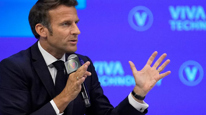 Macron announces the investment of 500 million euros in Artificial ...