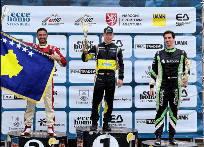 The calendar shone again in Sternberg, Czech Republic - Telegrafi ...