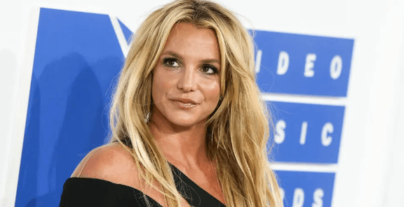 Britney Spears' lawyer reacts to reports that she uses drugs and that ...
