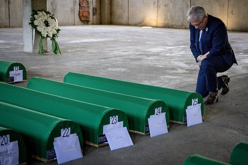 The American ambassador in BiH paid tribute to the victims of the ...