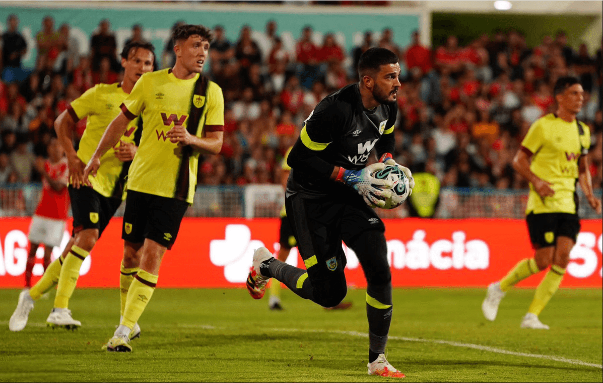 Fenerbahce në bisedime me menaxherin, dëshiron transferimin e Aro Muric ...