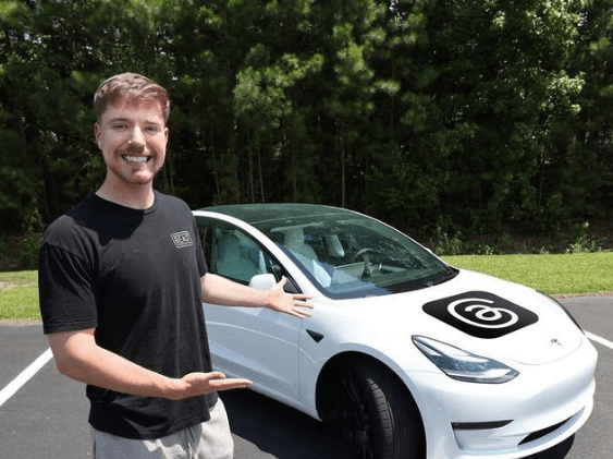 The difference between a $1 car and a $100 million car - MrBeast tries ...