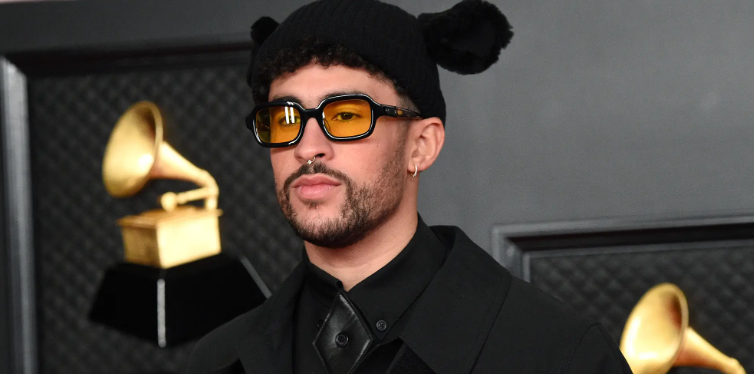 Before and after: Bad Bunny reveals his body transformation - Telegraph ...