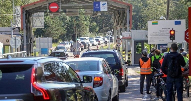The Baltic countries closed their borders to all cars with Russian ...