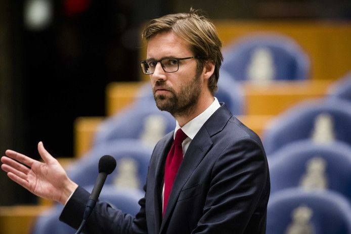 Dutch MP: Time for a strong response to Serbian troop movements ...