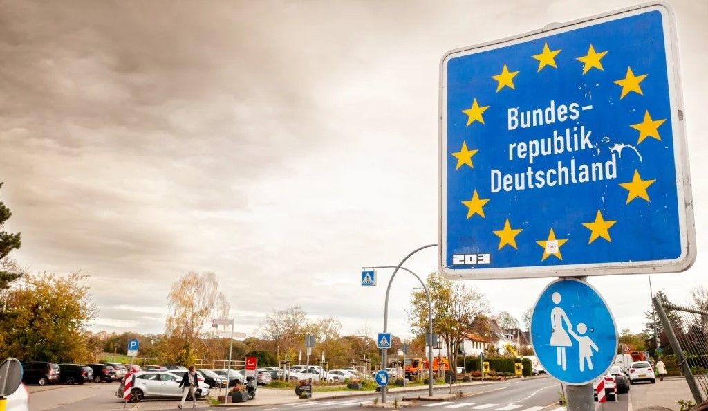 Germany is restoring controls at the border points with Poland and the ...