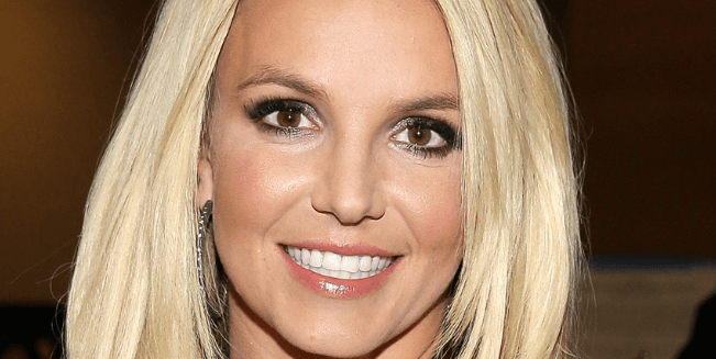 Britney Spears reveals new tattoo, a snake - Telegraph - Telegraph