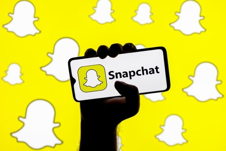 Snapchat with new security feature for teens - Telegraph - Telegraph