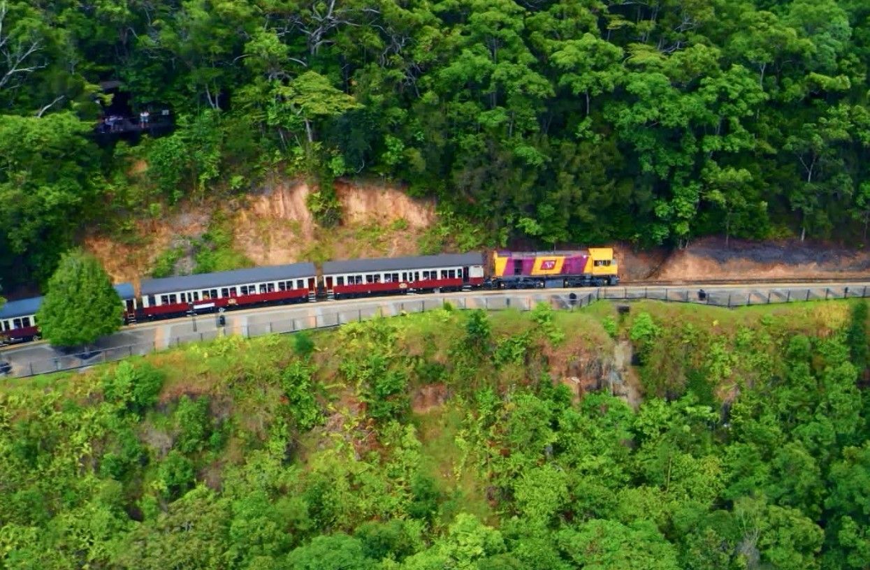 KE ofron mbi 62 milionë euro grant për hekurudhën shqiptare, Balluku ...