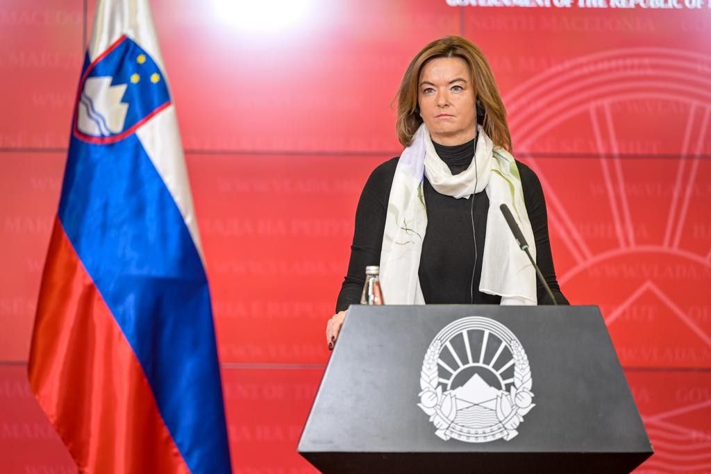 Tanja Fajon: Ndryshimet kushtetuese janë vendimtare që RMV të ecë para në rrugën drejt BE-së ...