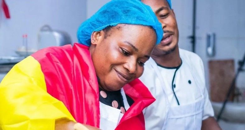 Ghanaian cook cooks non-stop for more than 227 hours - Telegraph ...