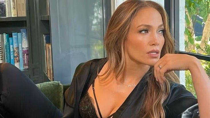 Jennifer Lopez chose the manicure that will dominate this year ...